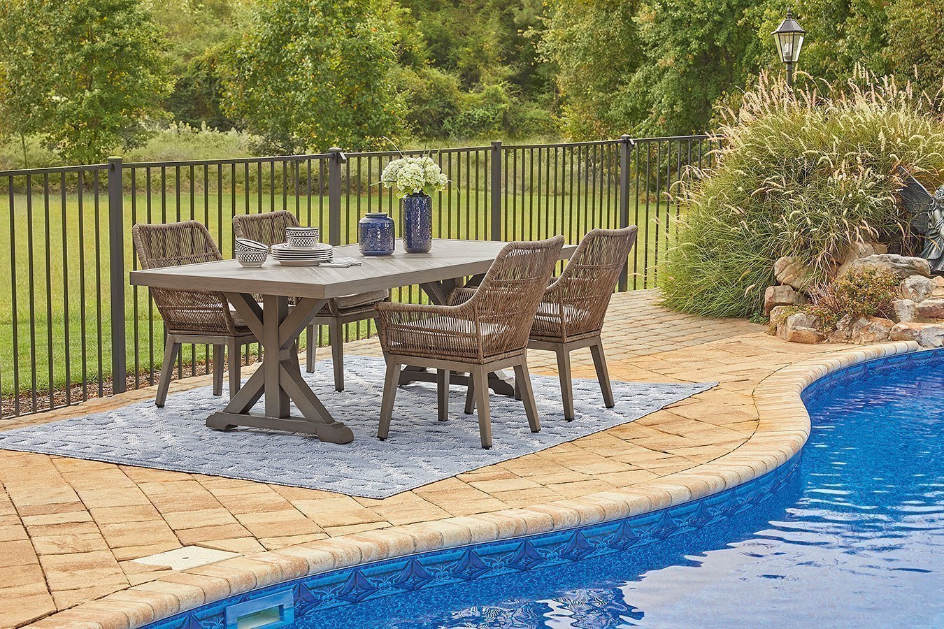 Beachcroft Outdoor Dining Set W/ Beach Front Chairs Signature Design ...