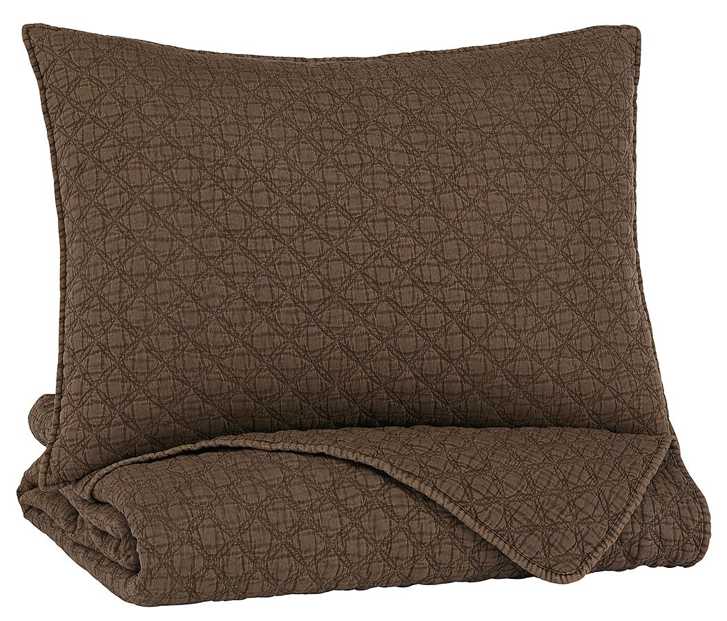 Ryter Brown Coverlet Set Signature Design | Furniture Cart